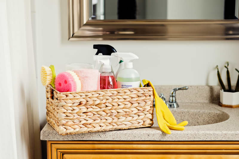 This Inside-and-Out Bathroom Cleanup Routine Will Transform Your Mornings