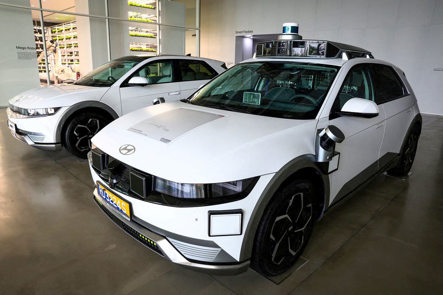 Waymo to add Hyundai EVs to robotaxi fleet under new multiyear deal Waymo to add Hyundai EVs to robotaxi fleet under new multiyear deal