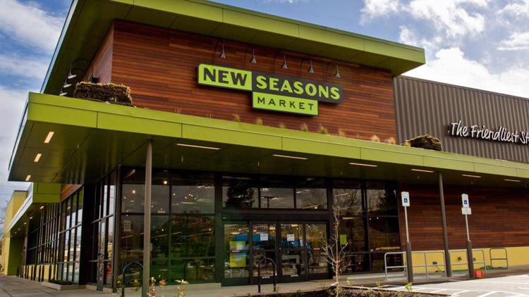 Nearly 700 New Seasons employees vote to authorize strike ahead of holidays