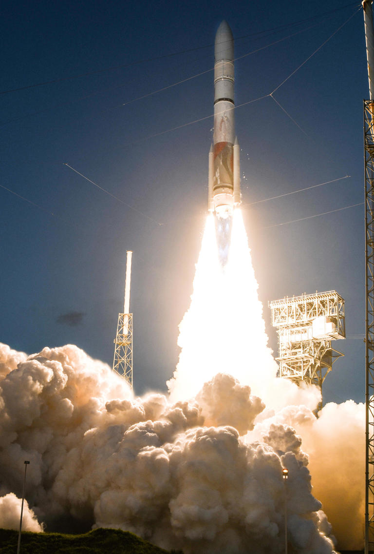 ULA Vulcan rocket soars on second-ever flight; crews looking into solid rocket booster issue