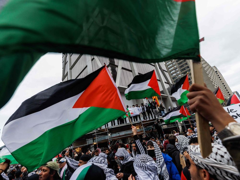 Only small groups show for anti-Israel protest in Toronto east end