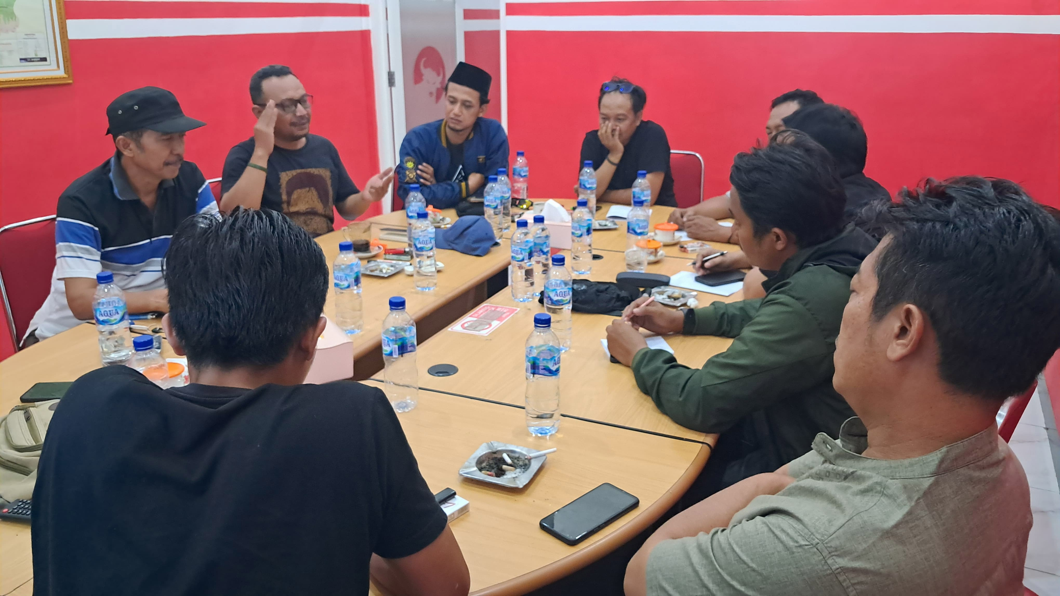 Diduga Tidak Netral, ASN Perangkat Desa dan KPU Bojonegoro Bakal ... Diduga Tidak Netral, ASN Perangkat Desa dan KPU Bojonegoro Bakal ...