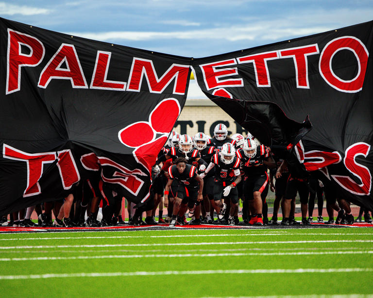 2025 Sarasota and Manatee counties team-by-team high school football ...