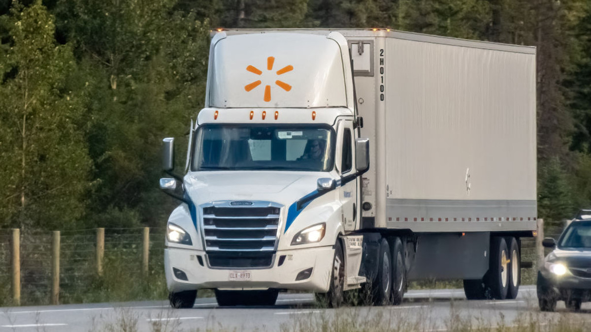 Walmart Has Noise-Cancelling Headphones With 'Great Sound' on Sale for ...