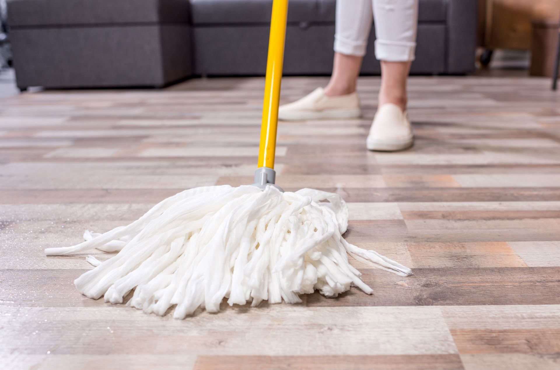 Achieve a spotless shine: Cleaning tips for floor panels Achieve a spotless shine: Cleaning tips for floor panels