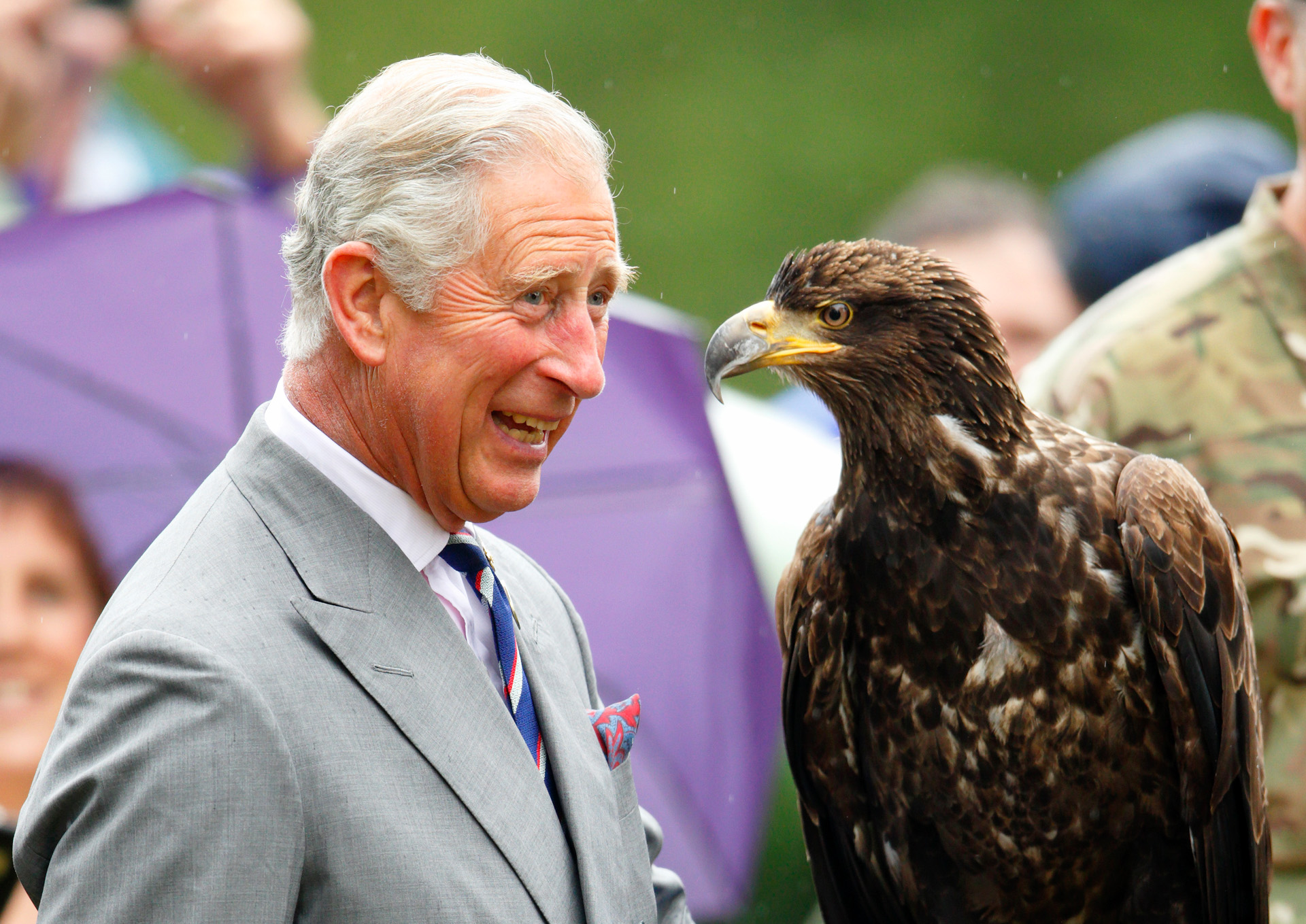 Hoe rijk is koning Charles?