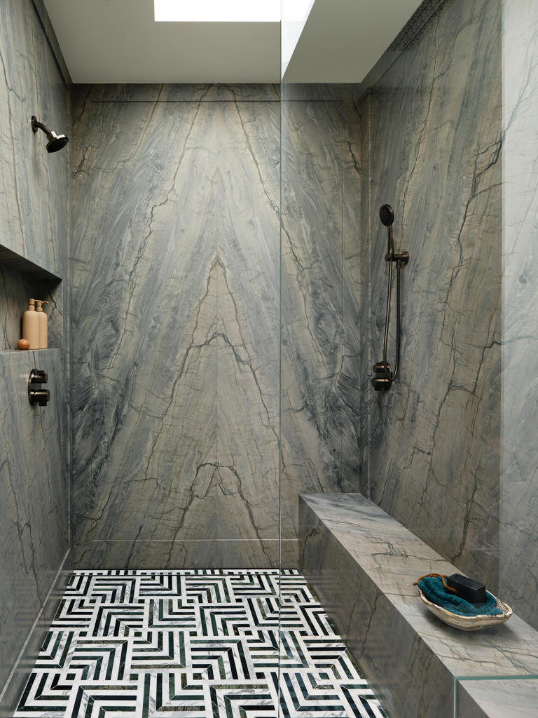 You'll See "Slab Showers" in All My Favorite Bathroom Remodels — Here's ...