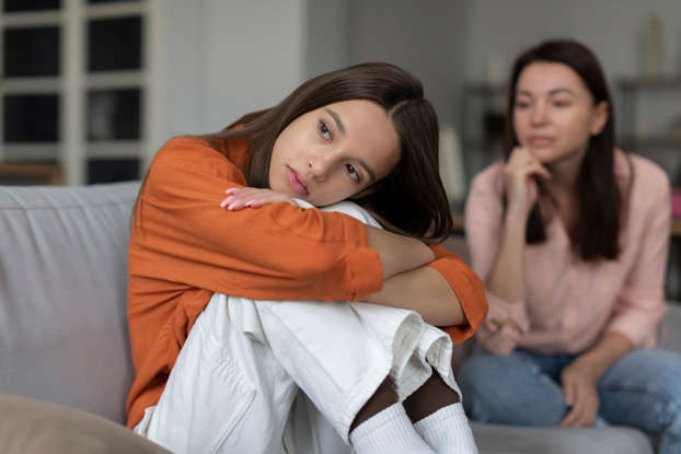 Cómo ayudar a tus hijos adolescentes a mejorar su autoestima Cómo ayudar a tus hijos adolescentes a mejorar su autoestima