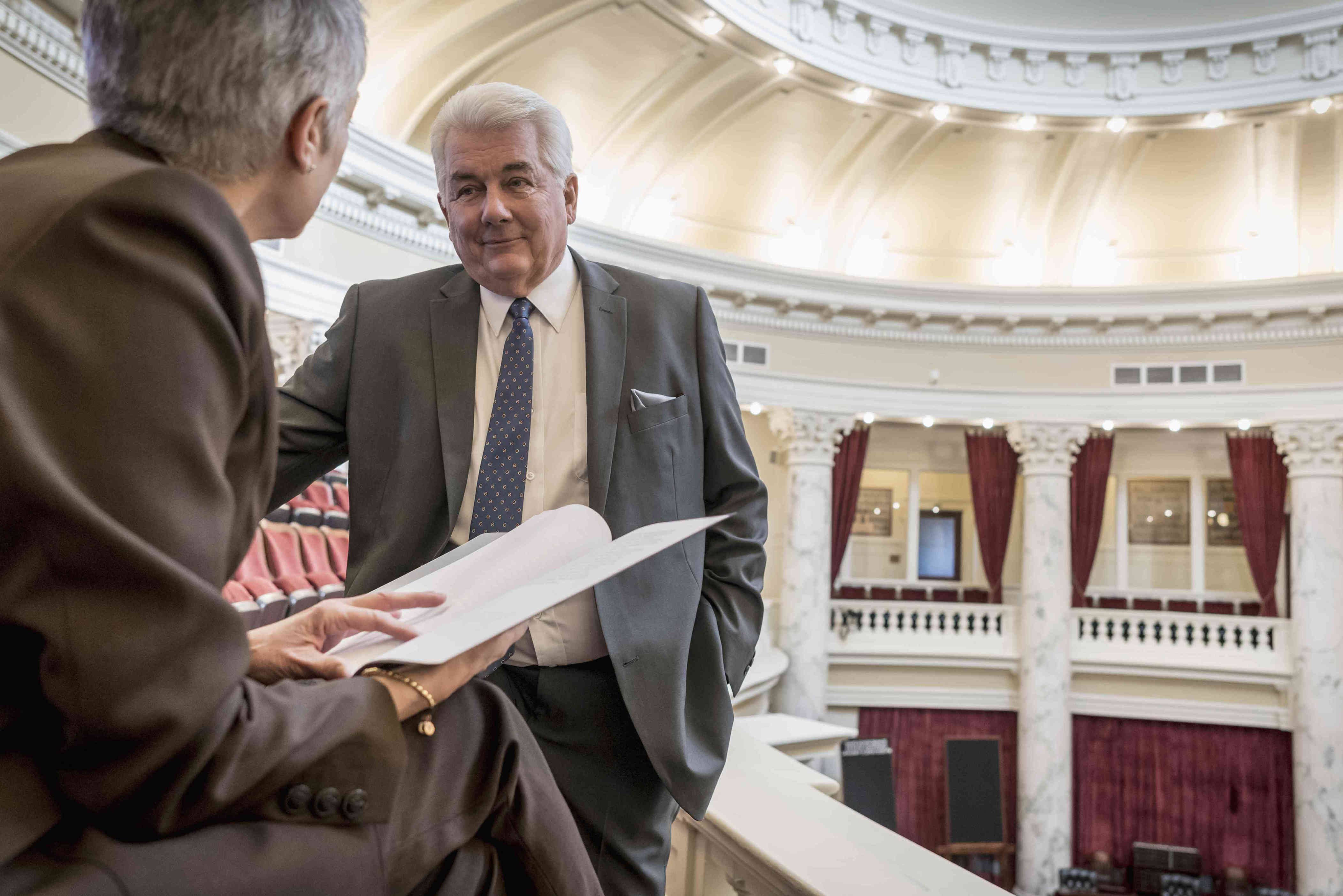 How a 457 Plan Works After Retirement: Withdrawals and Rollovers