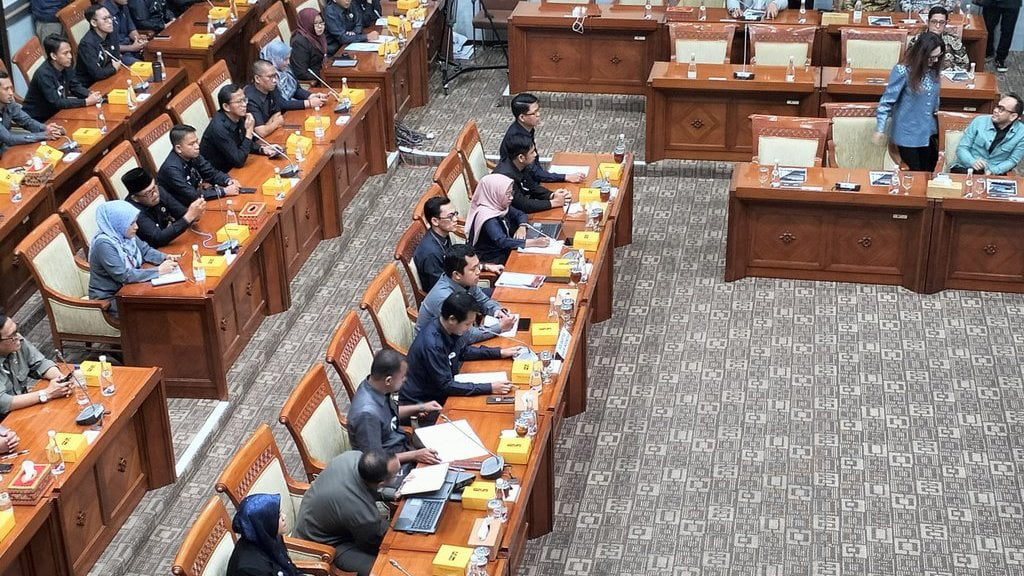 SHI Curhat Ada Hakim yang Bercerai karena Ekonomi Sulit SHI Curhat Ada Hakim yang Bercerai karena Ekonomi Sulit