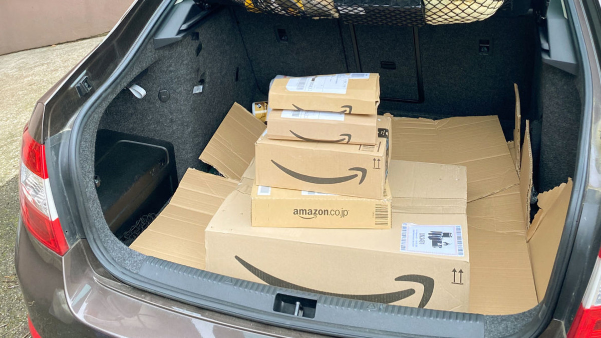 Amazon is selling a $2,200 Dell desktop computer for $600 with ...