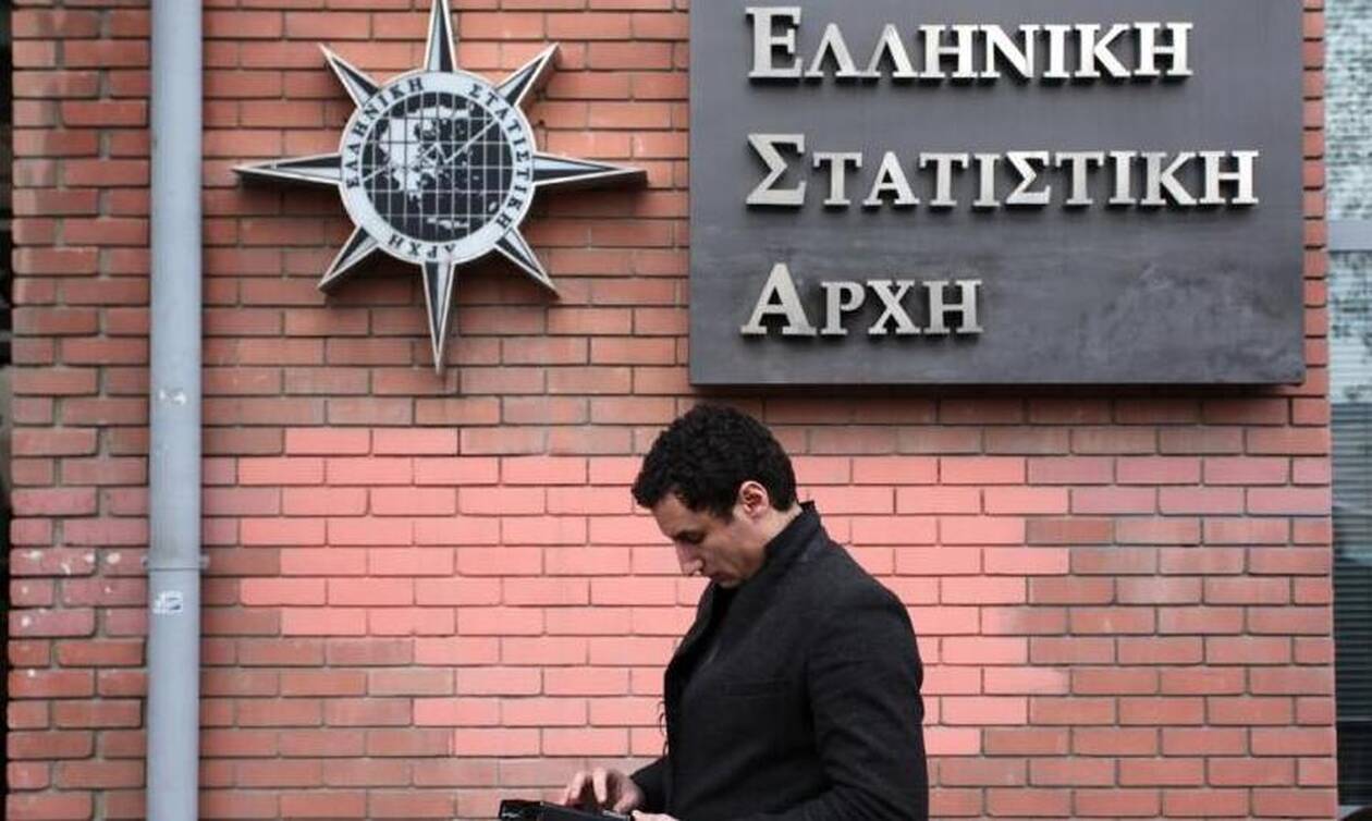 Νέα υποχώρηση της ανεργίας τον Απρίλιο-Δείτε τι ανακοίνωσε η ΕΛΣΤΑΤ