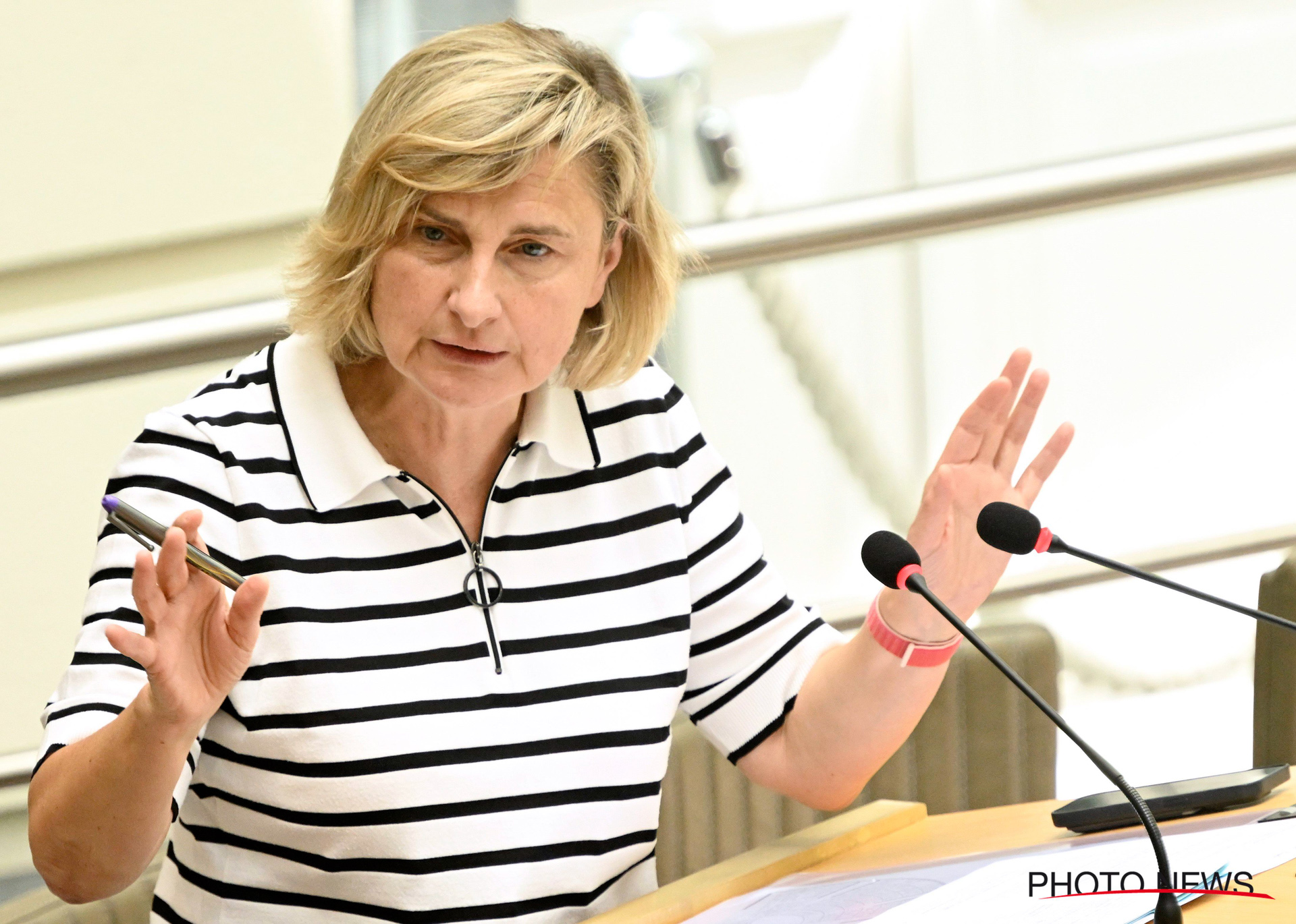 Hilde Crevits werd plots ziek