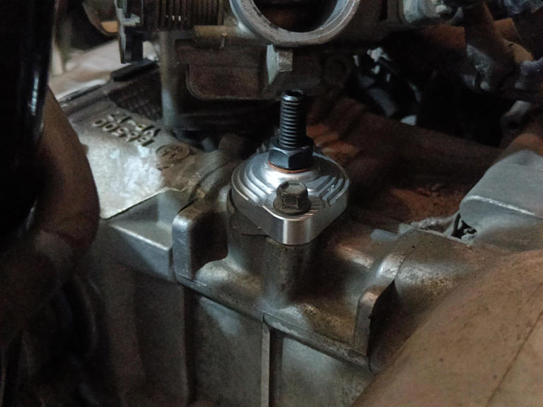Ternyata Ini Kelebihan Tensioner Rantai Keteng Manual di Motor Matic