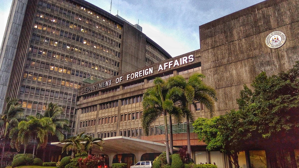 8 Filipino crew members in Houthi attack now in Jeddah