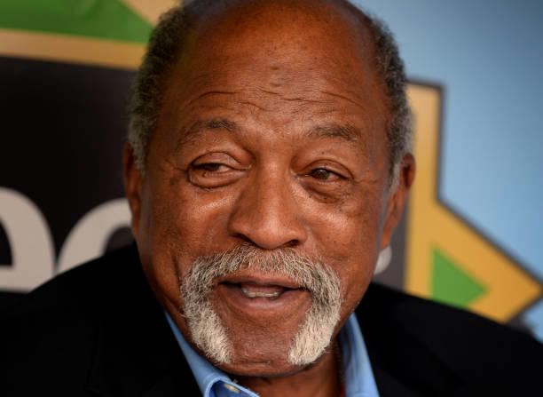 Luis Tiant, legendario lanzador cubano de los Boston Red Sox conocido ... Luis Tiant, legendario lanzador cubano de los Boston Red Sox conocido ...