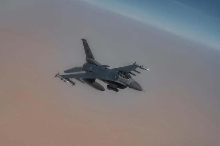 A Ukrainian F-16 pilot's unprecedented shootdown of 6 missiles in a ...