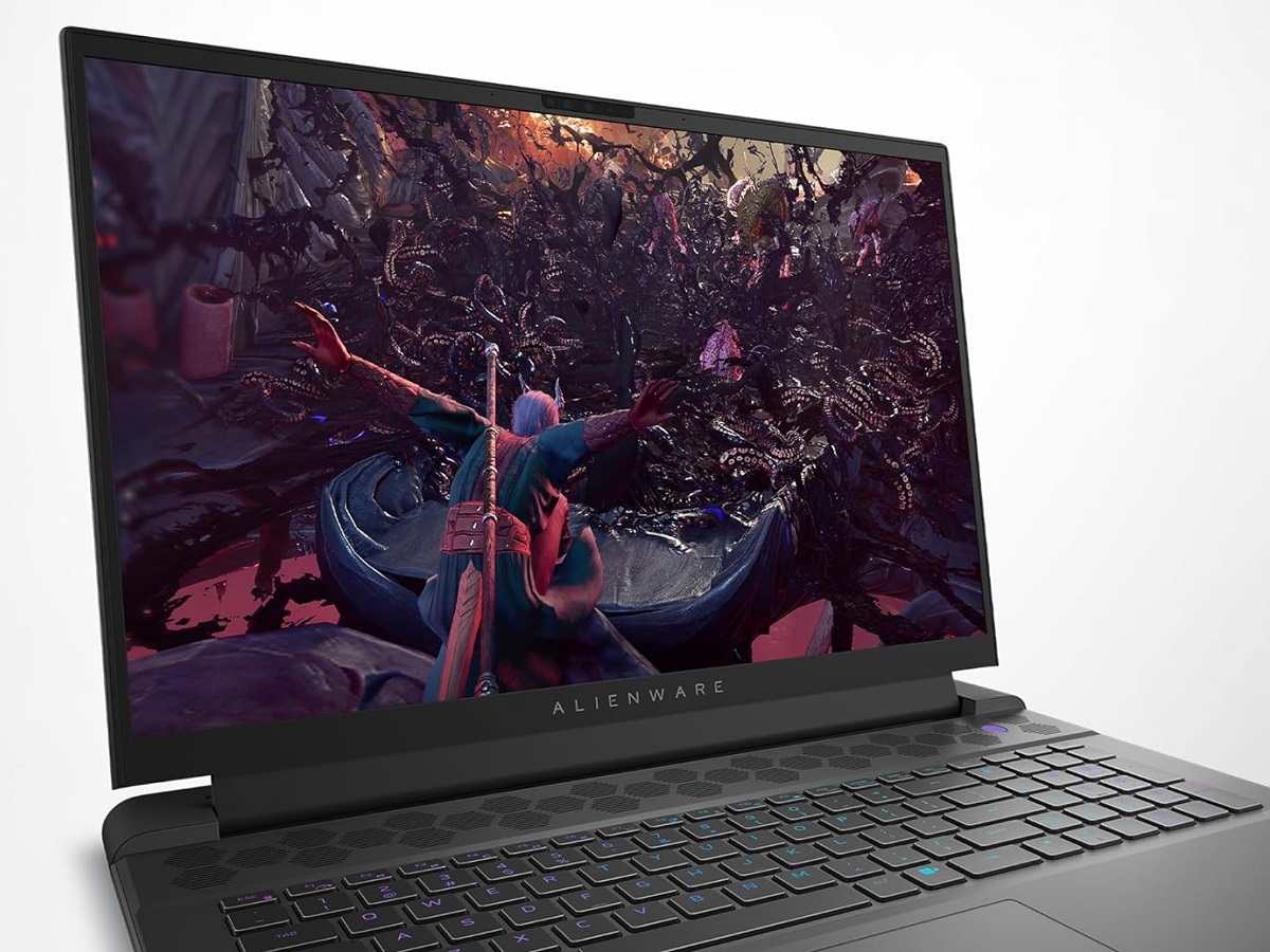 The Alienware m18 R2 gaming laptop with RTX 4070 is on sale