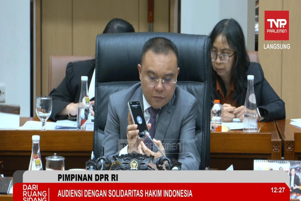 Prabowo Subianto Bakal Realokasi APBN 2025 untuk Tambah Gaji Hakim Prabowo Subianto Bakal Realokasi APBN 2025 untuk Tambah Gaji Hakim