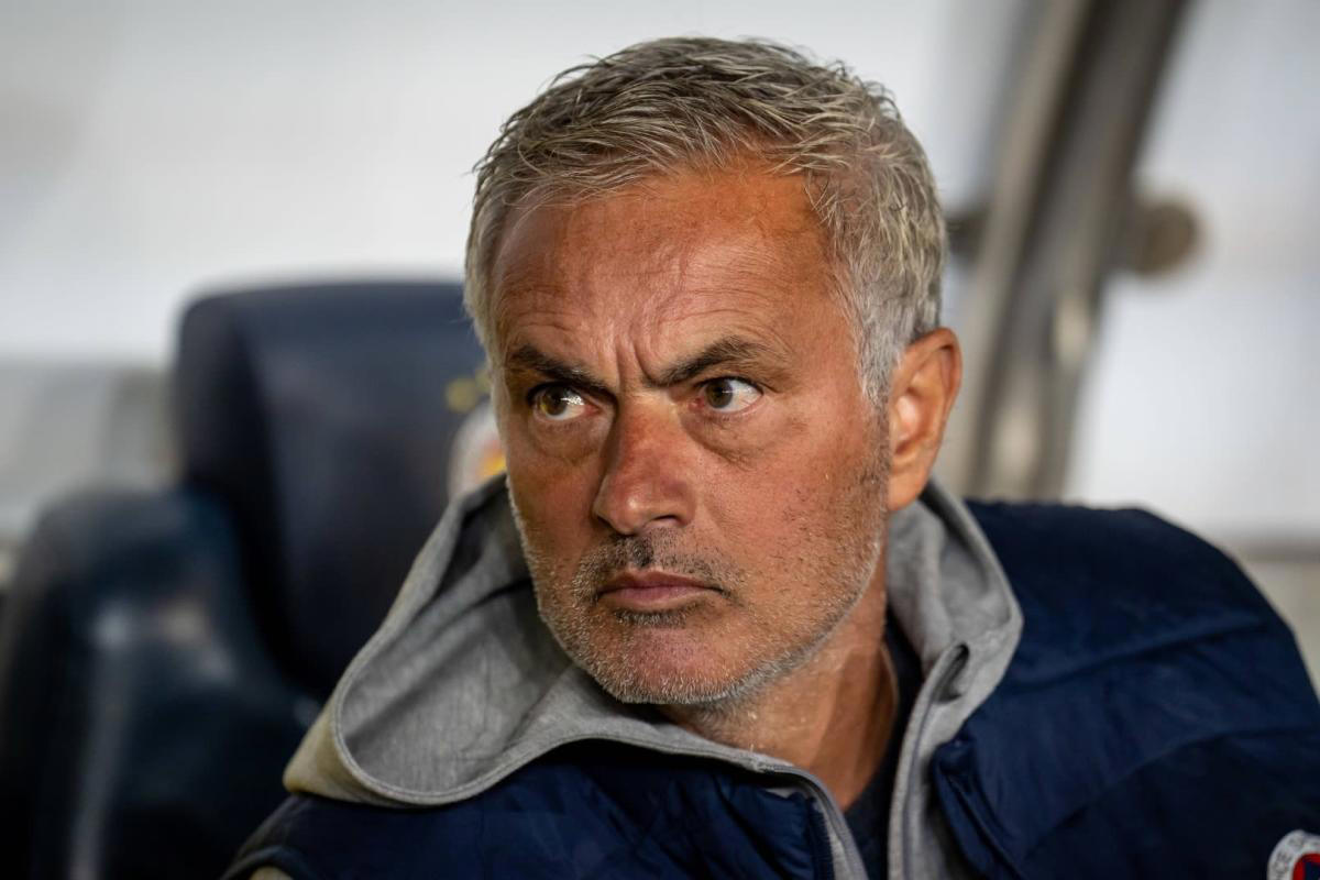 Ajax transfernieuws: Ajax kan Ahmetcan Kaplan slijten aan Fenerbahce Ajax transfernieuws: Ajax kan Ahmetcan Kaplan slijten aan Fenerbahce