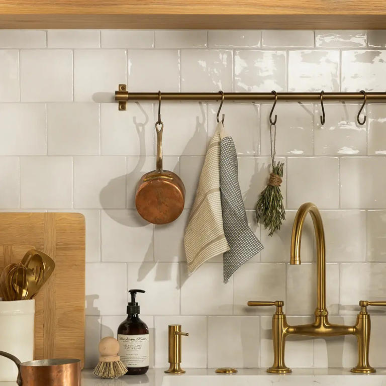 Design experts are raving about Brooklyn Beckham’s clever kitchen ...