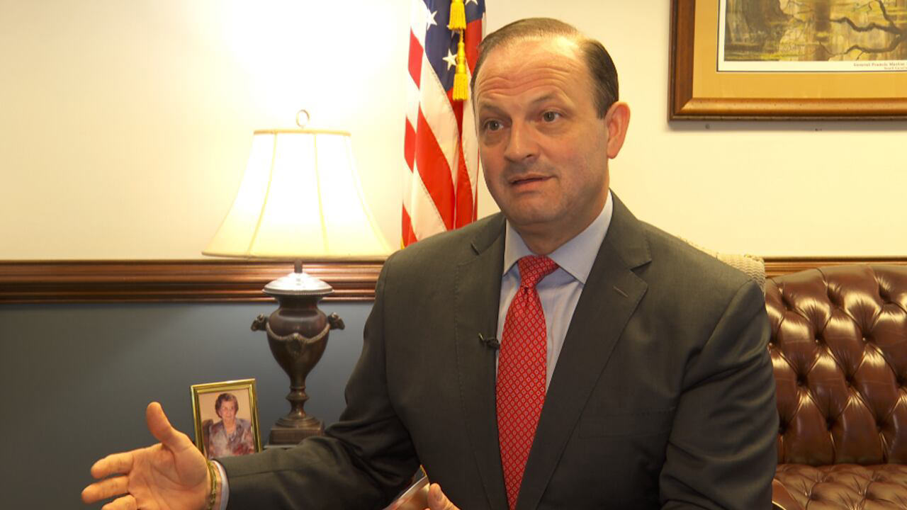 S.C. attorney general pushes online protections for kids S.C. attorney general pushes online protections for kids