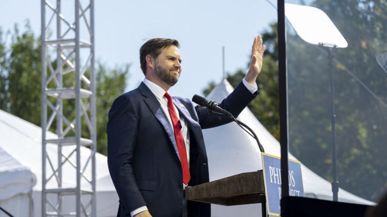 Watch: JD Vance courts voters in battleground Arizona Watch: JD Vance courts voters in battleground Arizona