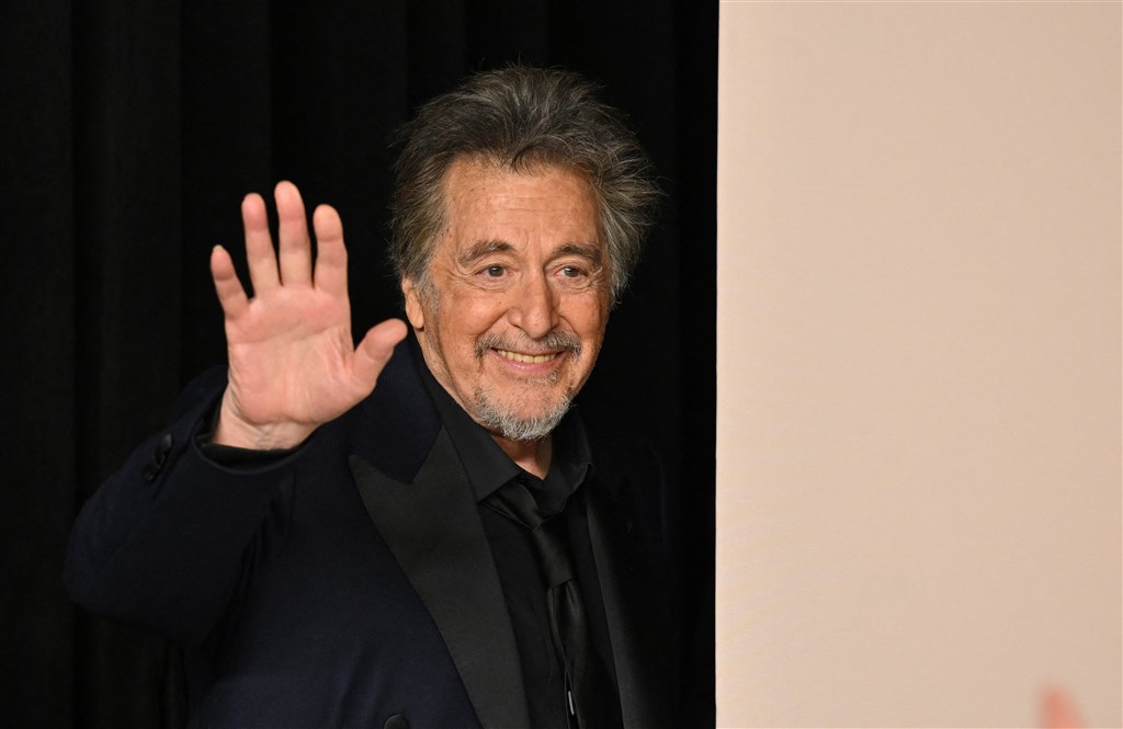 Al Pacino ontmoet als eerste filmster de nieuwe paus