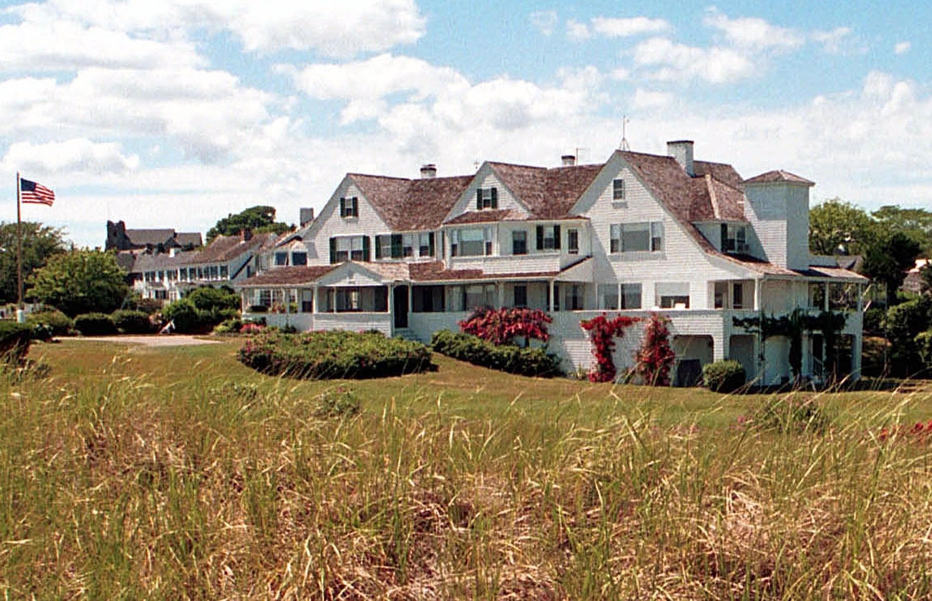 Step inside the homes of the world's most famous families