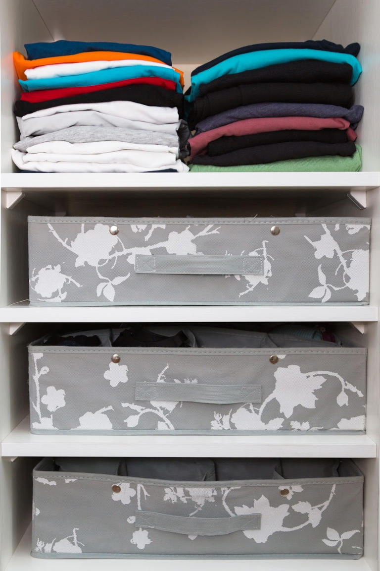 How to Clean and Organize Your Closet So that It Sparks Joy