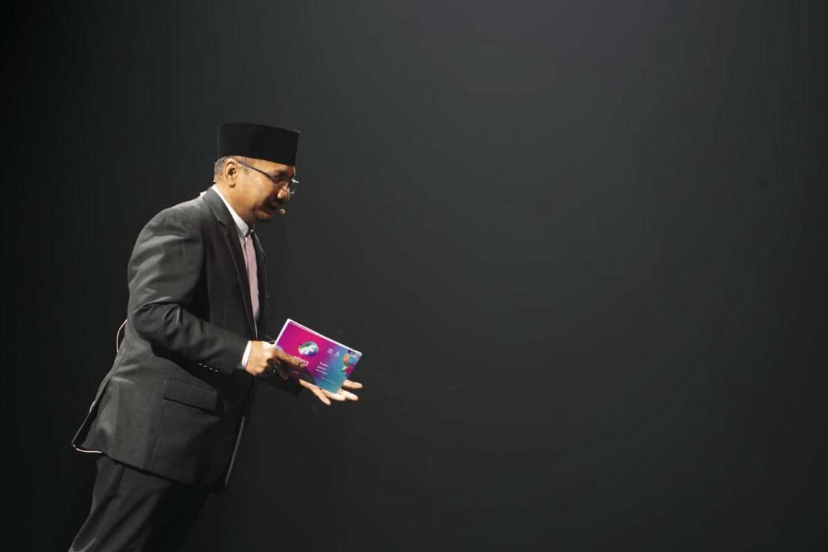 Menag Rilis Logo, Tema, dan Theme Song Hari Santri 2024 Menag Rilis Logo, Tema, dan Theme Song Hari Santri 2024