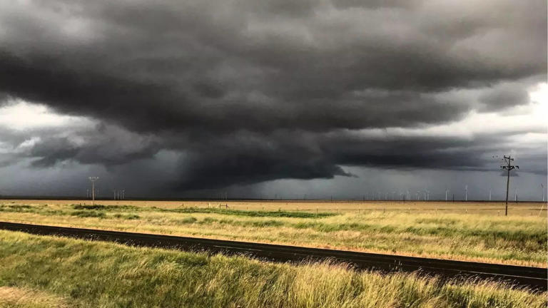 Multiple Fatalities Reported In Spanish Lakes Community After Tornado ... Multiple Fatalities Reported In Spanish Lakes Community After Tornado ...