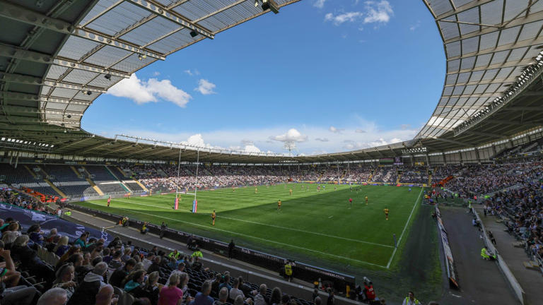 Super League attendances: Three five-figure crowds recorded in round 15