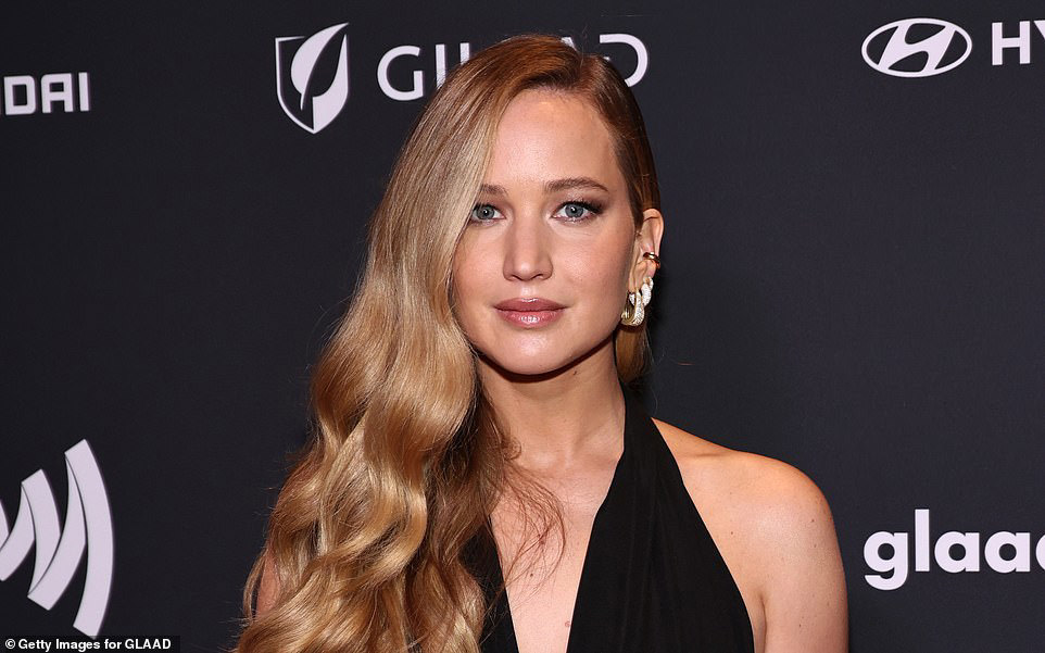 Jennifer Lawrence reveals who she's voting for as she slams critics Jennifer Lawrence reveals who she's voting for as she slams critics
