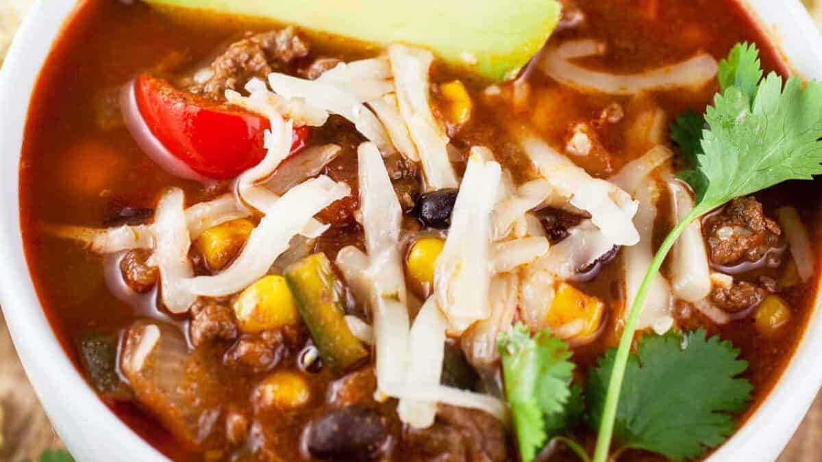 16 Easy Crockpot Chili Recipes to Try This Week