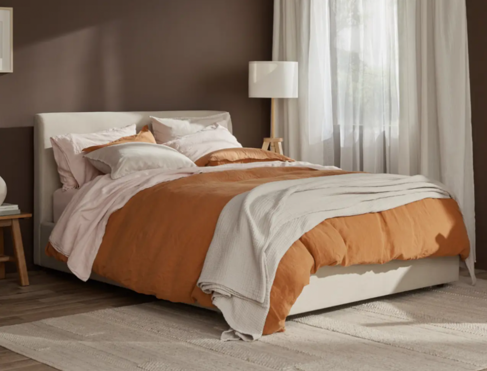 Top linen sheets perfect for all Canadian seasons