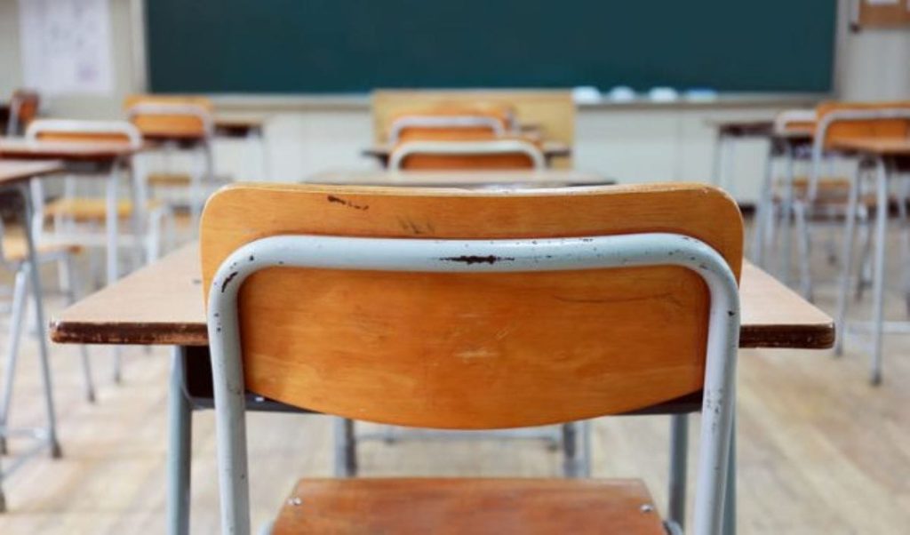 Studentessa 17enne in coma bocciata per troppe assenze, il padre ...