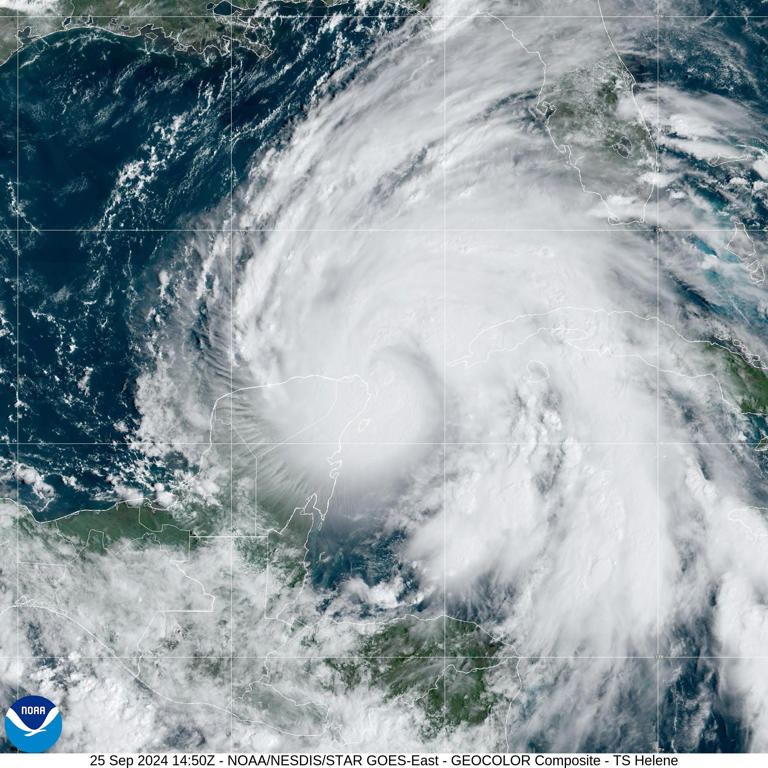 Where is Hurricane Helene right now? See projected path, spaghetti models