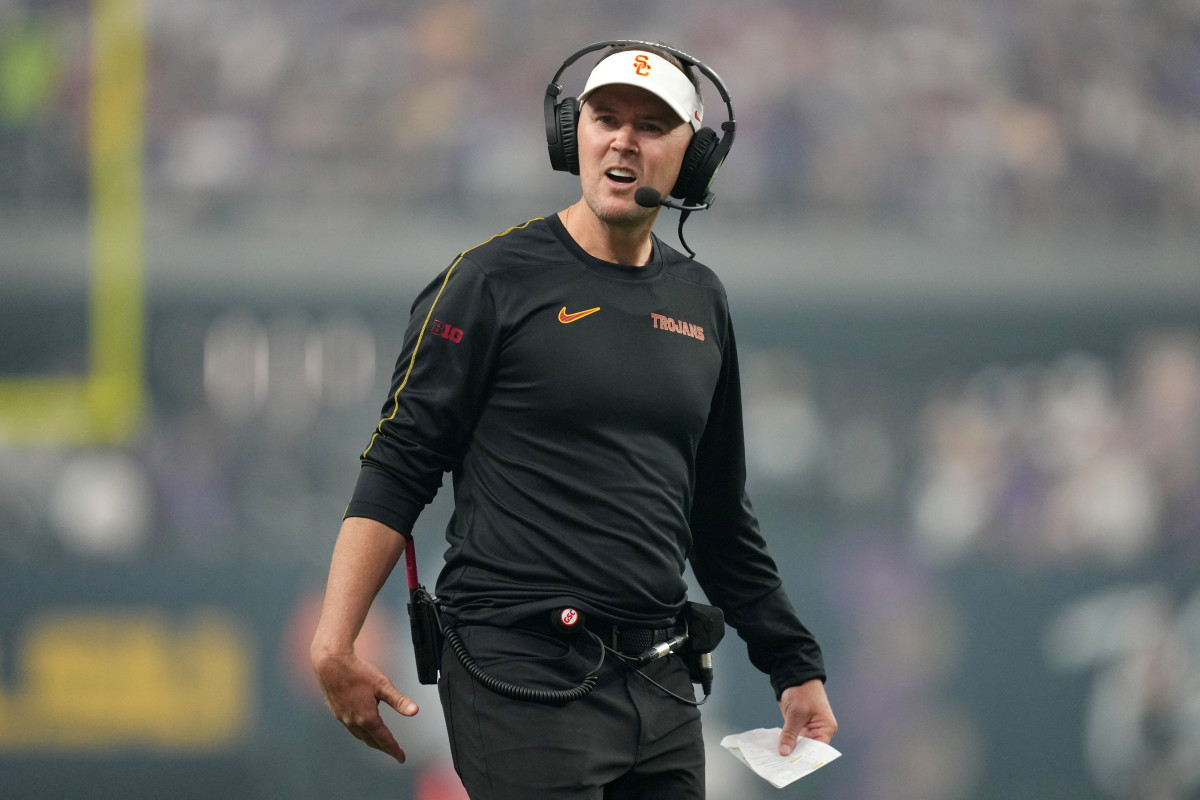 Lincoln Riley's salary: How much is USC's buyout if they fire their ...