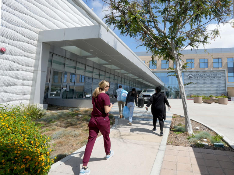Health care execs take home most of Ventura County's top government ... Health care execs take home most of Ventura County's top government ...