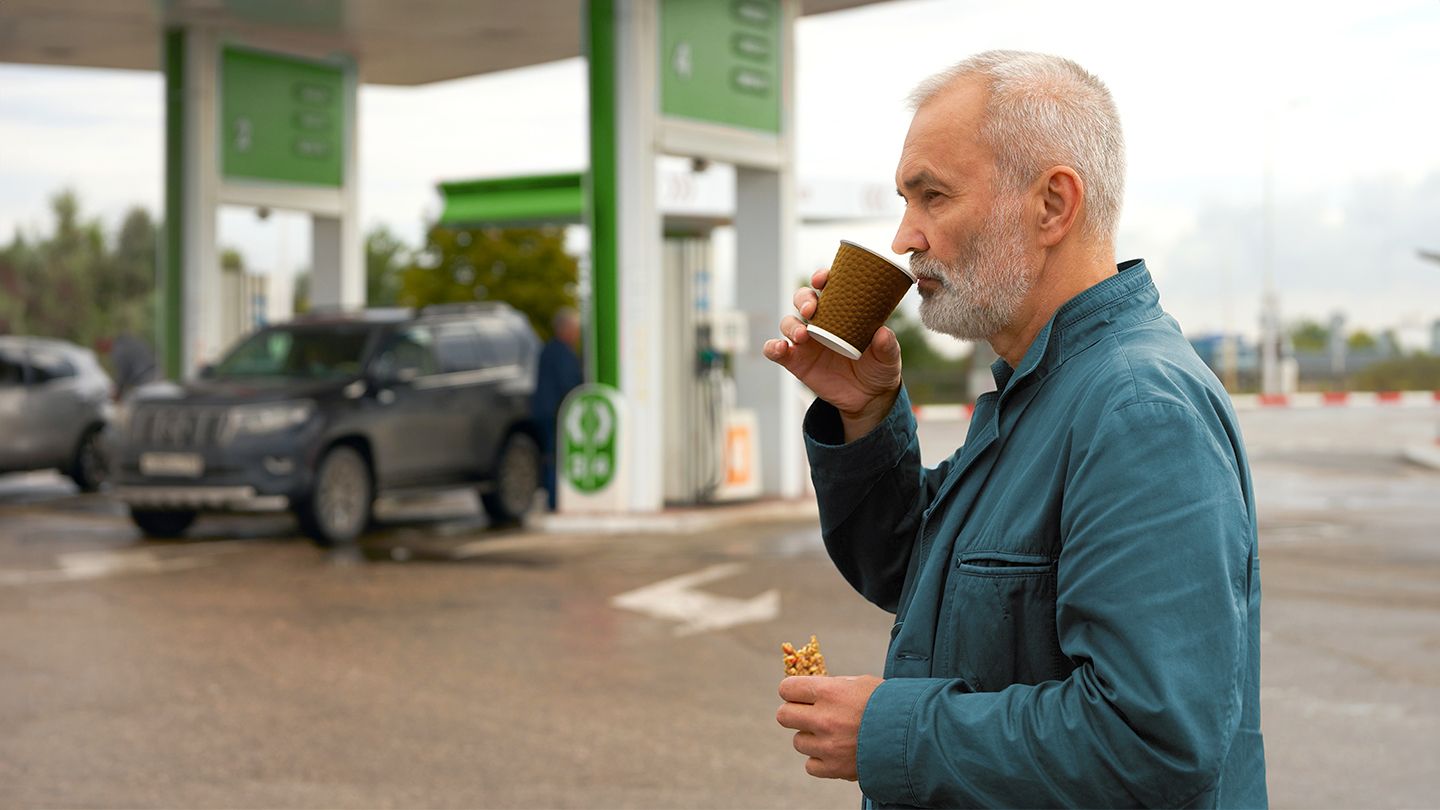 7 Healthy Gas Station Snacks for On-the-Go Fuel