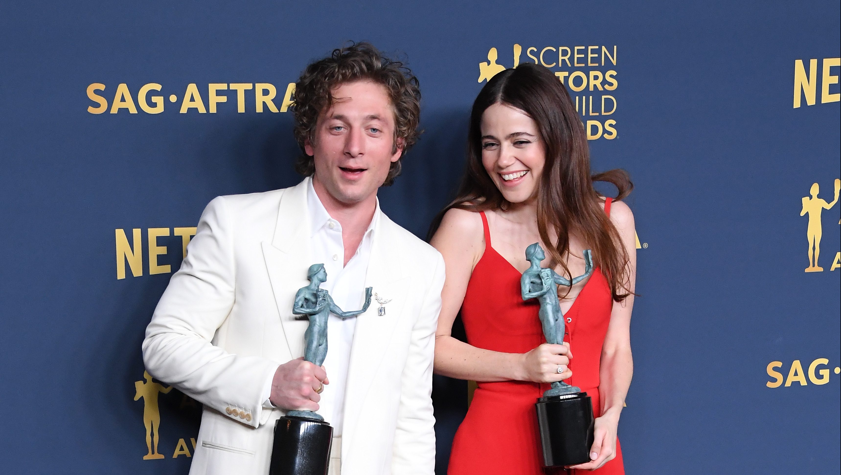 Molly Gordon: 5 Things About Jeremy Allen White’s ‘The Bear’ Co-Star
