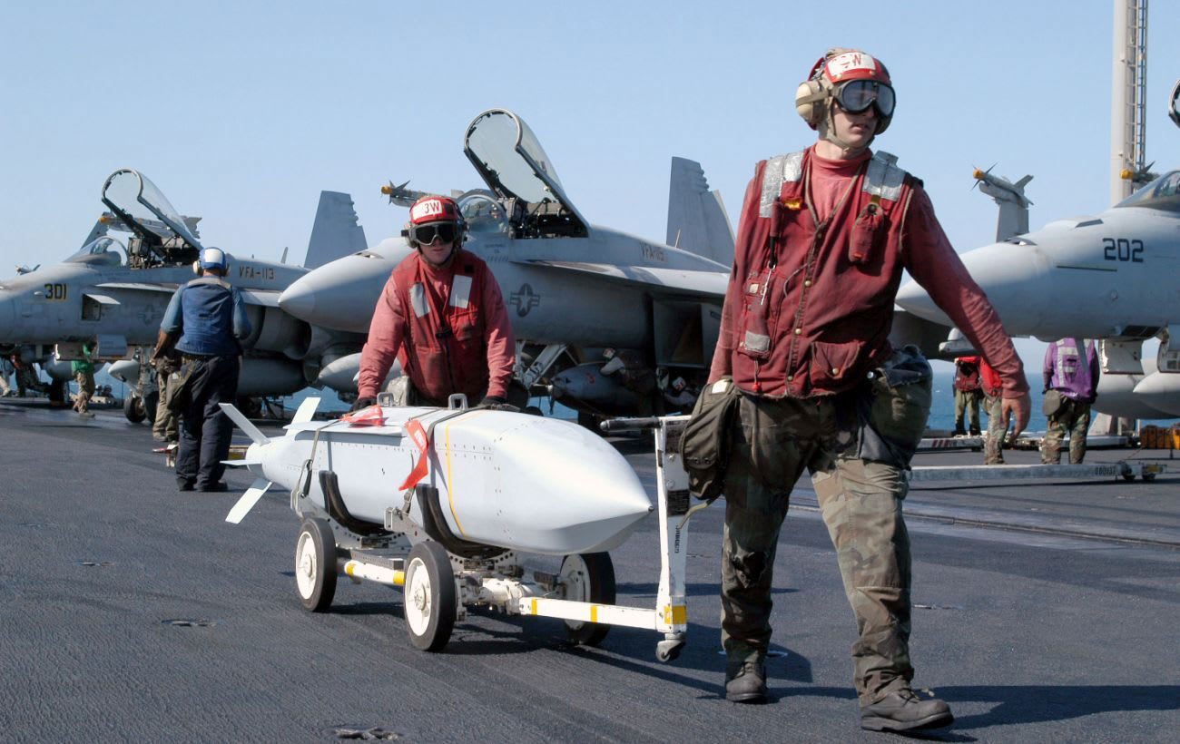 Advantages of JSOW aerial bomb: Will Ukraine be able to utilize it fully Advantages of JSOW aerial bomb: Will Ukraine be able to utilize it fully