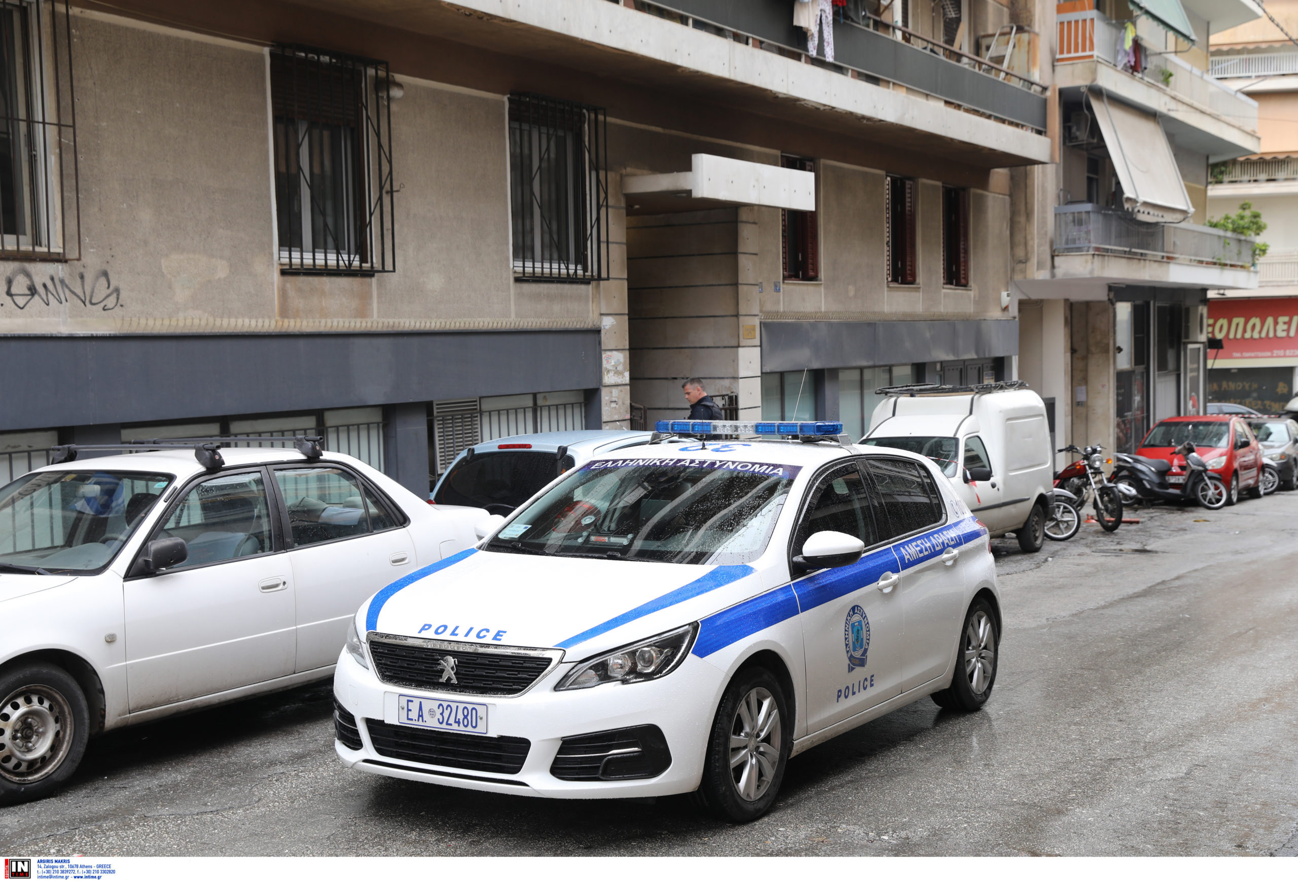 Επεισοδιακή καταδίωξη στο Λαύριο: Συνελήφθη 30χρονος – Η σύντροφός του ...