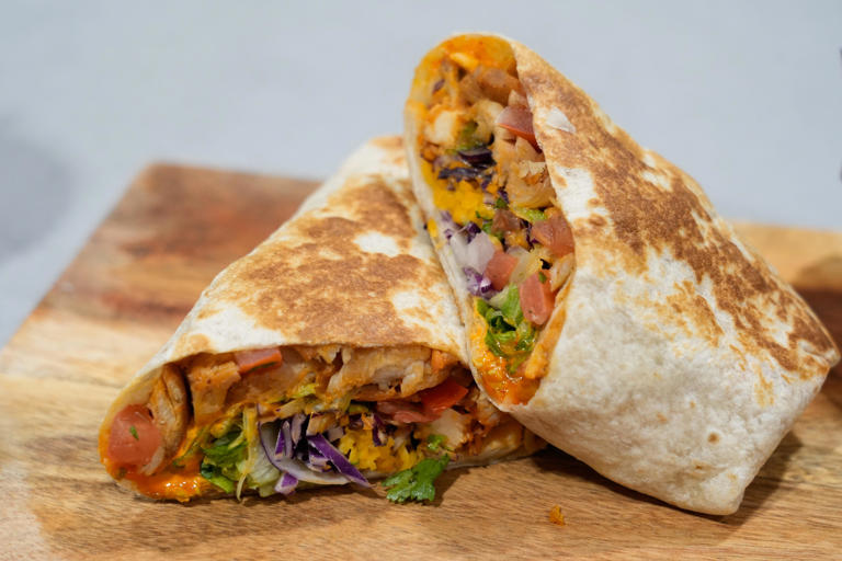 Taco Bell testing new items: Caliente Cantina Chicken Burrito, Aguas ...