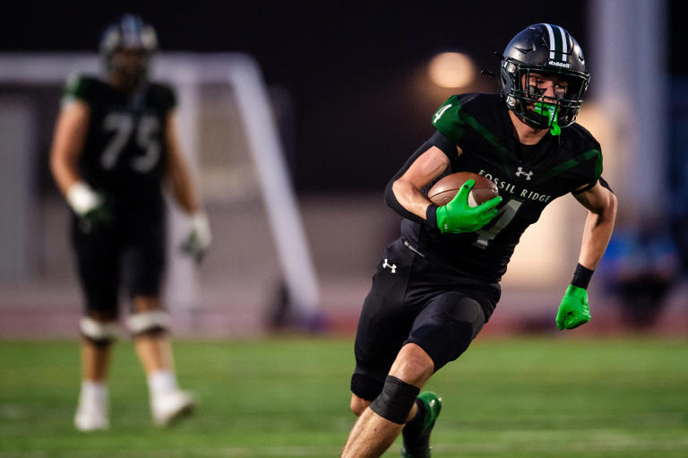 Fossil Ridge football standout stays home, commits to Northern Colorado