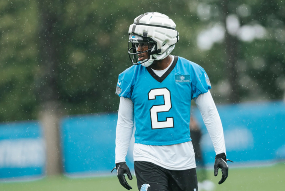 Carolina Panthers lock in CB Mike Jackson to two-year deal