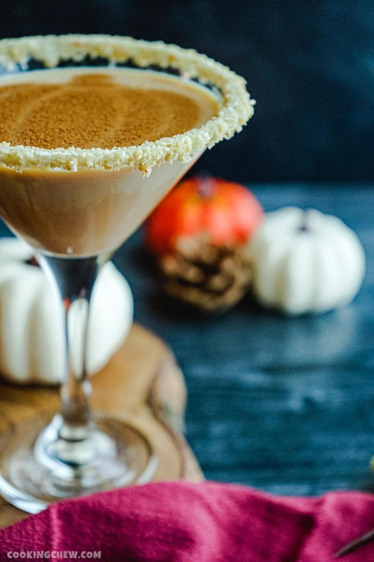 Delicious Pumpkin Spice Vodka Martini Recipe