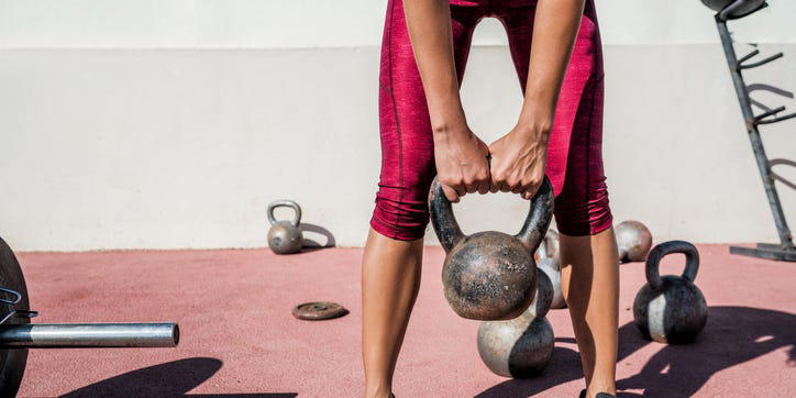 Strength Training Vs Hypertrophy: Experts Breakdown The Pros And Cons