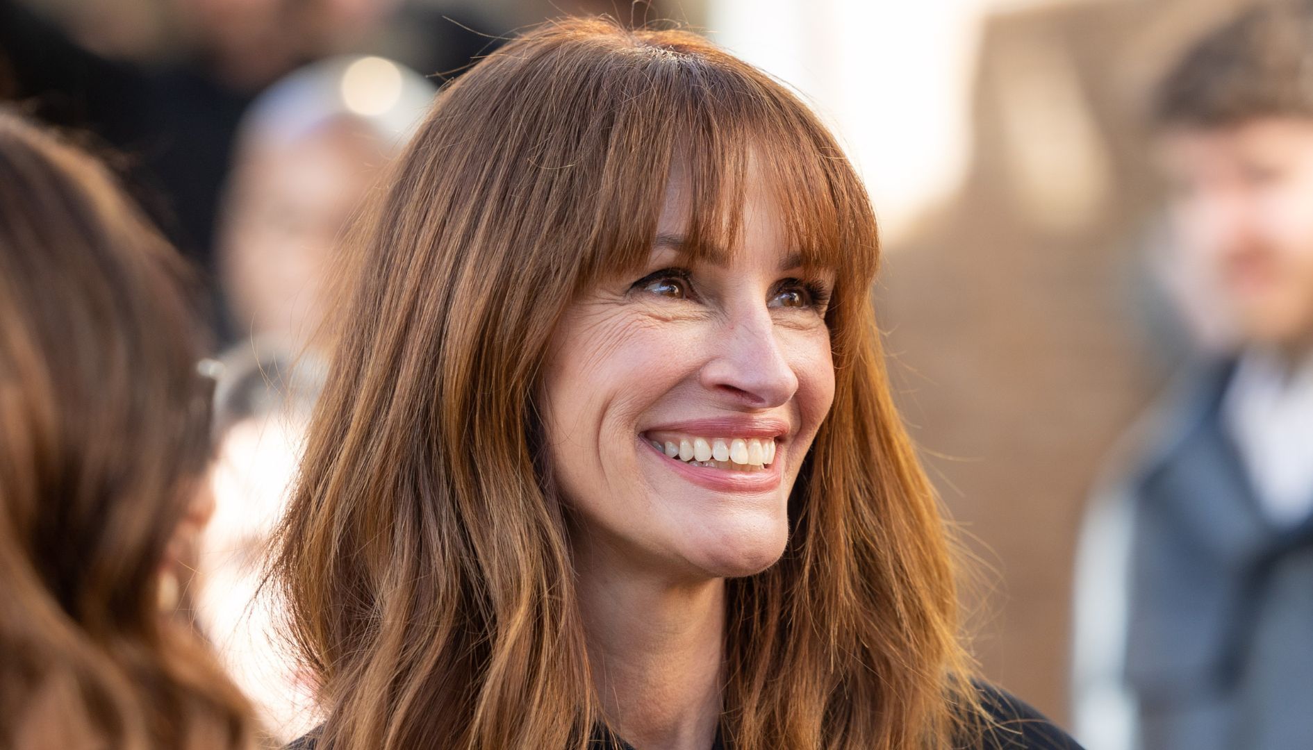 Julia Roberts keeps skincare simple with easy 3-step routine - her low ...